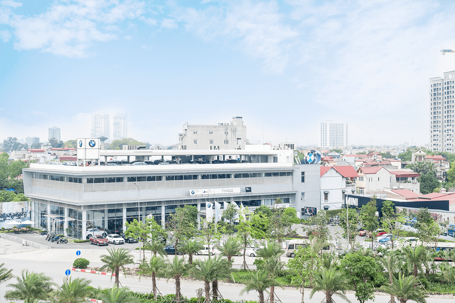 Showroom BMW Long Biên - BMW Long Biên